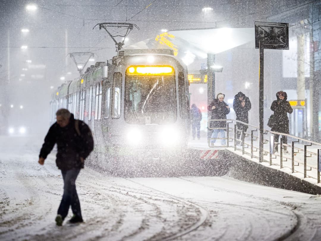 Na Slovensko prichádza snehová kalamita: Očakávajú sa desiatky ...